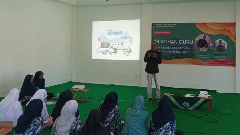 SMA MBS Al Amin Religi Gelar Pelatihan Jurnalistik dan Konten Kreator ...